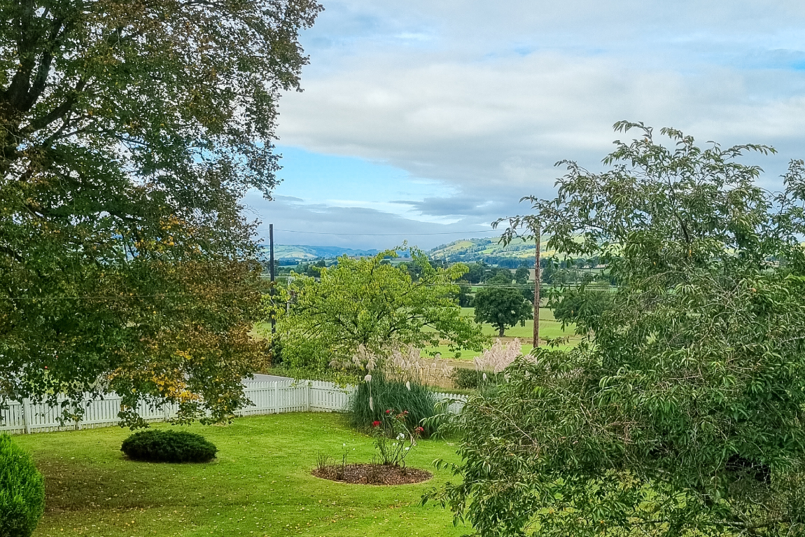 Calcot Farmhouse - Marrington Escapes